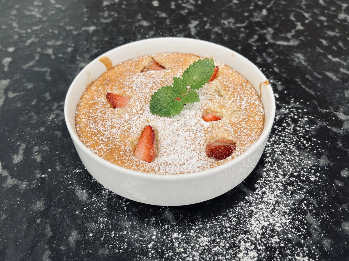 SABAG | Sabag-Rezepte | Erdbeer-Tonka-Clafoutis